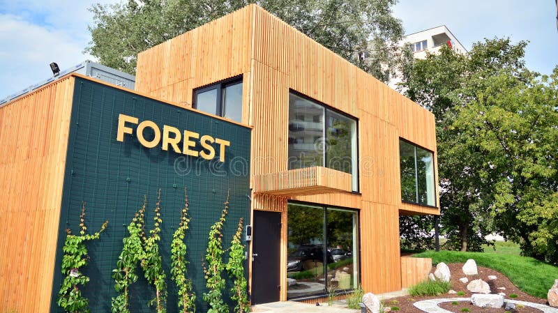 Building Promoting the Construction of the Complex Forest Office ...