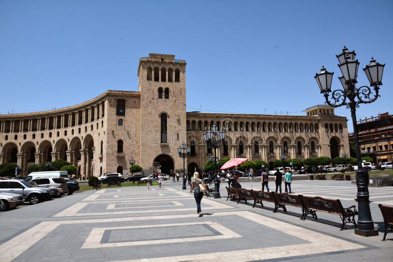 Building on Republic Square in Yerevan Editorial Photo - Image of ...