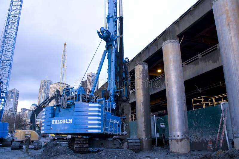 Building the SR 99 tunnel editorial photo. Image of pipes - 28086071