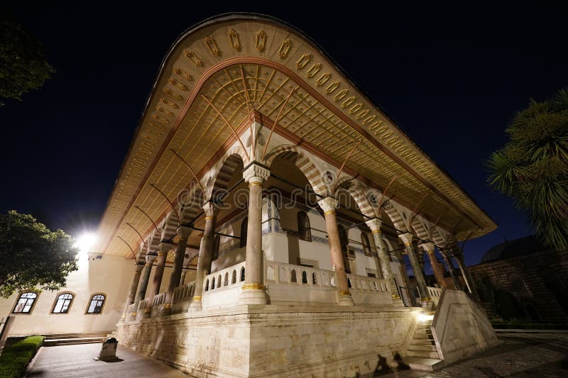 Building in Topkapi Palace, Istanbul, Turkiye Stock Image - Image of ...