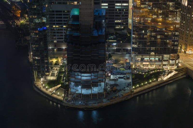 Building Under Construction at River Bend in Downtown Chicago Stock ...