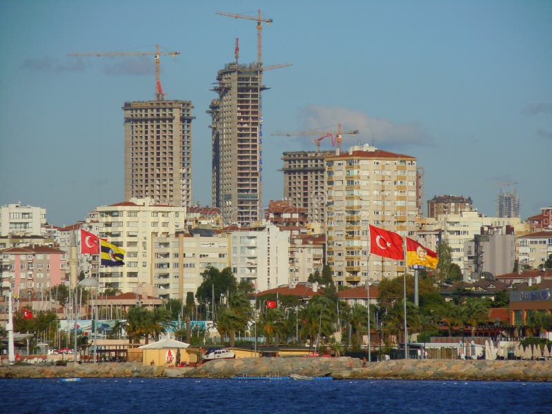 Construction work in city editorial photo. Image of apartment - 65811041