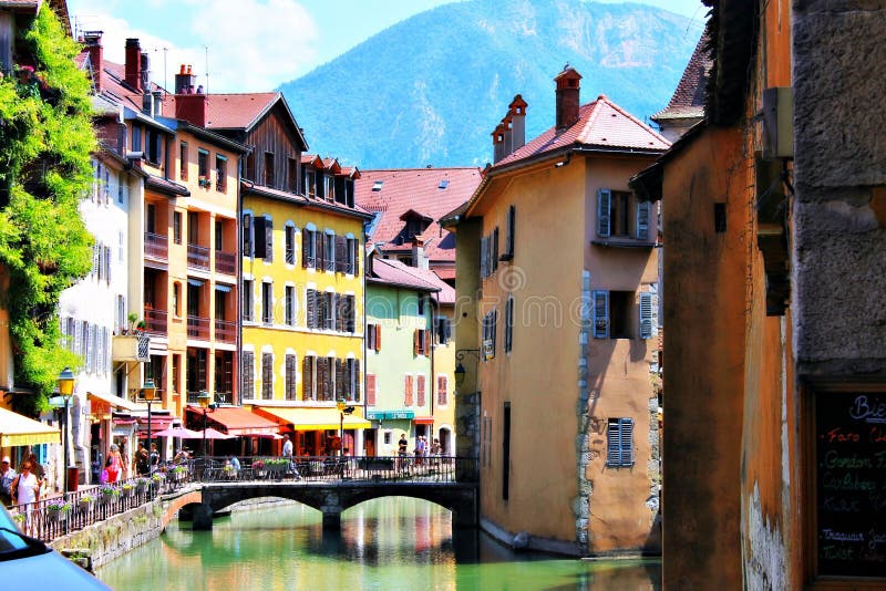 Buildings editorial stock image. Image of river, buildings - 81288334