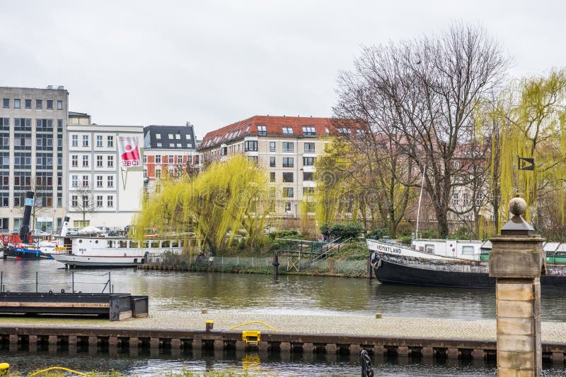 Buildings at the Riverbank of Spree River in the Downtown of Berlin ...