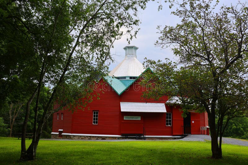 Built in 1882, Walbridge Round Barn, although Not Quite Circular, is ...