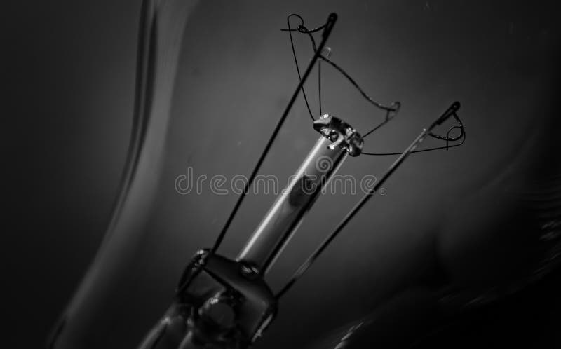 Broken filament bulb stock photo. Image of transparent - 7224624
