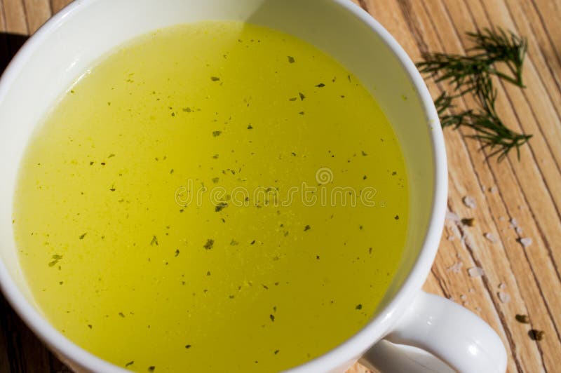 Buljong Buljong, Klar Soppa Arkivfoto - Bild av guld, lunch: 41867506