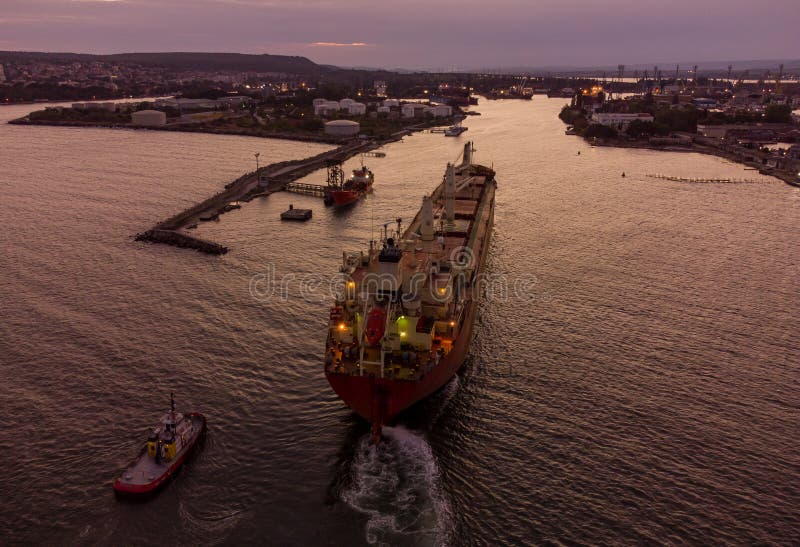 Bulk Carrier Cargo Ship Enters the Port for Unloading in the Evening ...