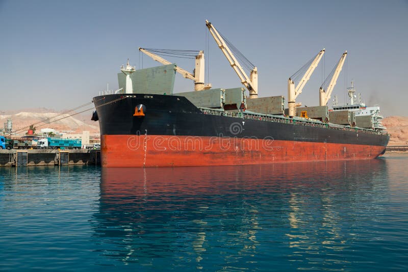 Bulk Carrier Loading in Port of Aqaba Stock Image - Image of harbour ...