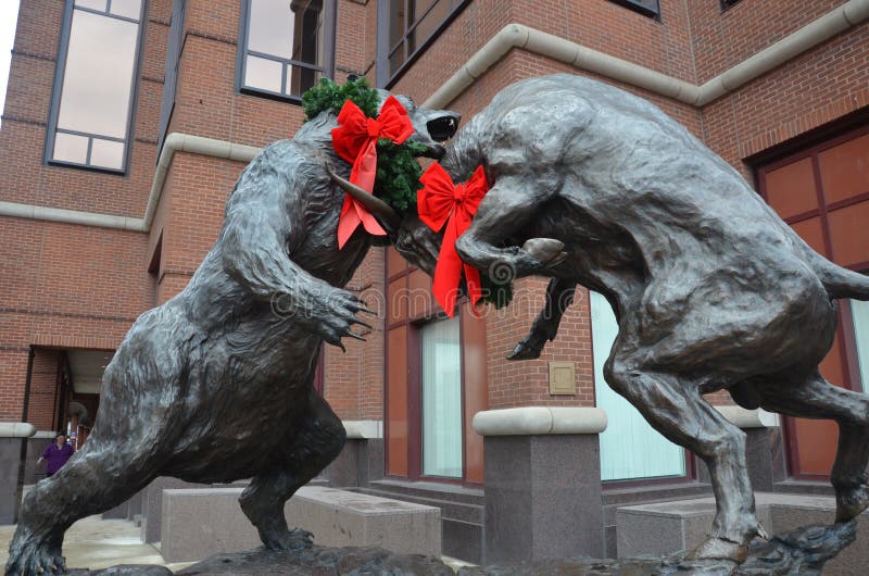 Bull and Bear Statues, Frankfurt am Main, Germany Editorial Image ...