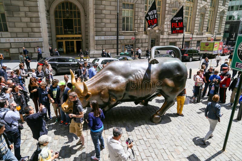 Wall Street Bull, Manhattan, NYC, NY Foto editorial - Imagen de toro ...