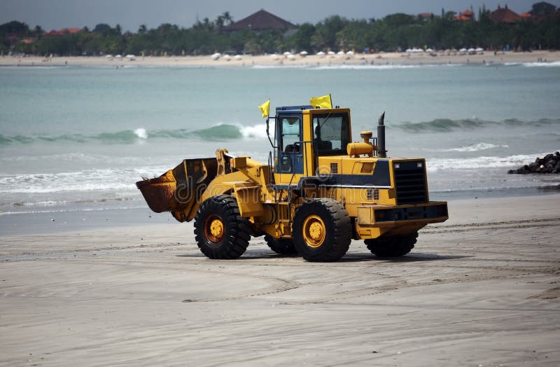 Construction scoop 5 stock image. Image of digging, clearing - 689069