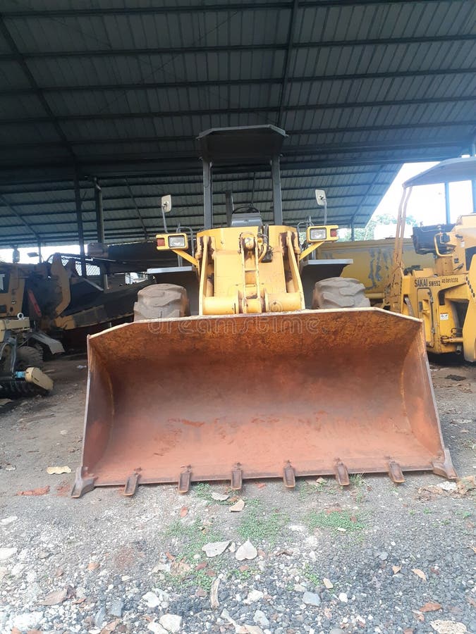 631 Antique Bulldozer Stock Photos - Free & Royalty-Free Stock Photos ...