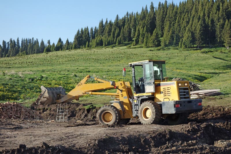 Bulldozer stock image. Image of excavate, grader, flatten - 31747883