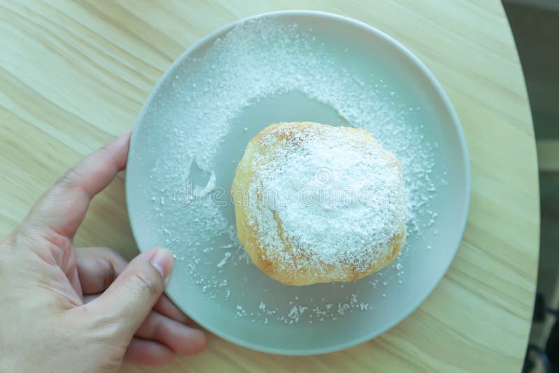 Bun , Bun or Cream Bun or Butter Bun with Icing Sugar or Powdered Sugar ...