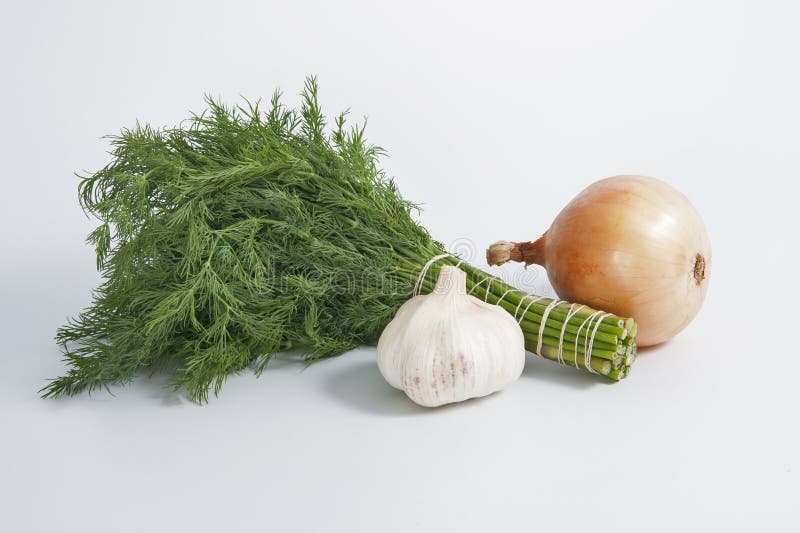 Bunch of Dill, Onion and Garlic. Stock Photo - Image of seasoning, head ...