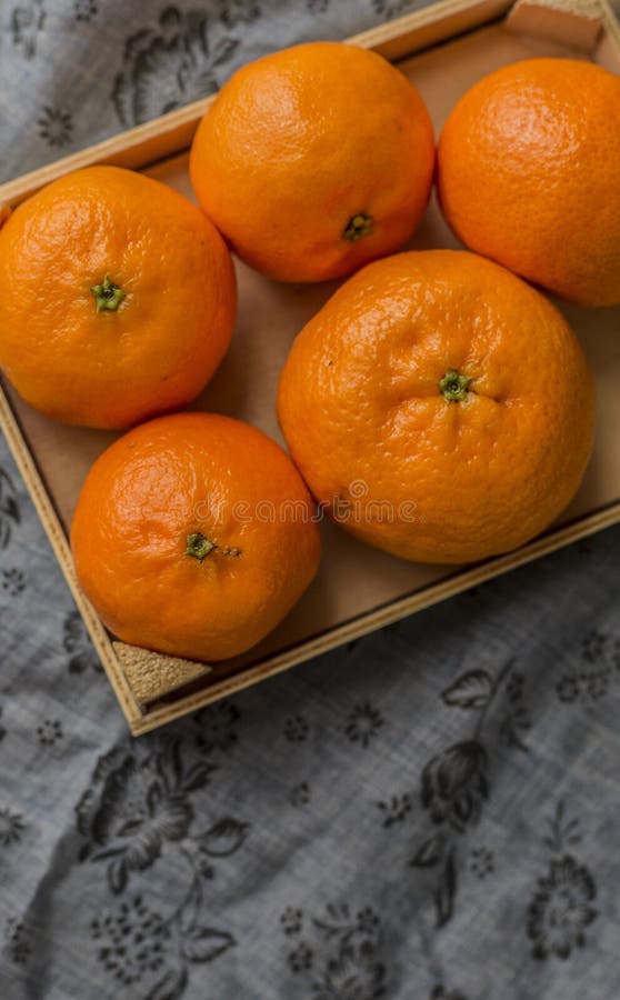 Bunch of Fresh Mandarin Oranges, Stack of Mandarins, Lot of Mandarin ...