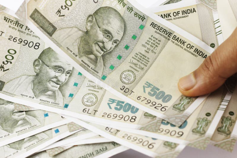 Indian Currency New Notes Held in Hand. Indian Money in Hand Stock ...
