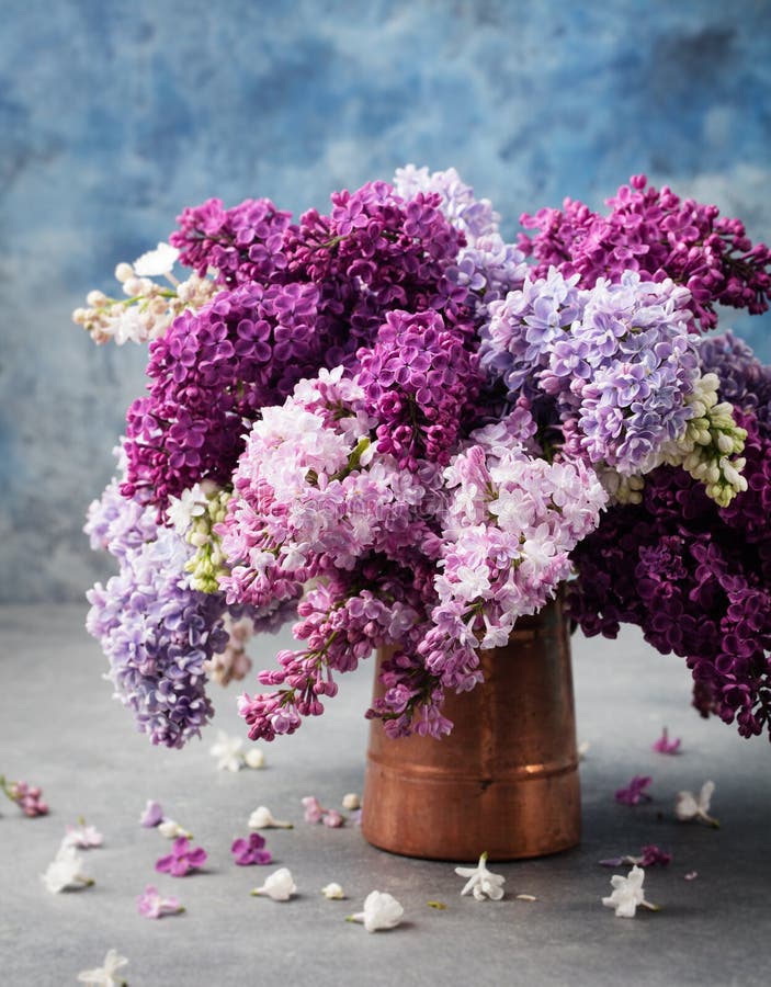 Bunch Lilac Flowers in Vase on Table Stock Image - Image of plant ...