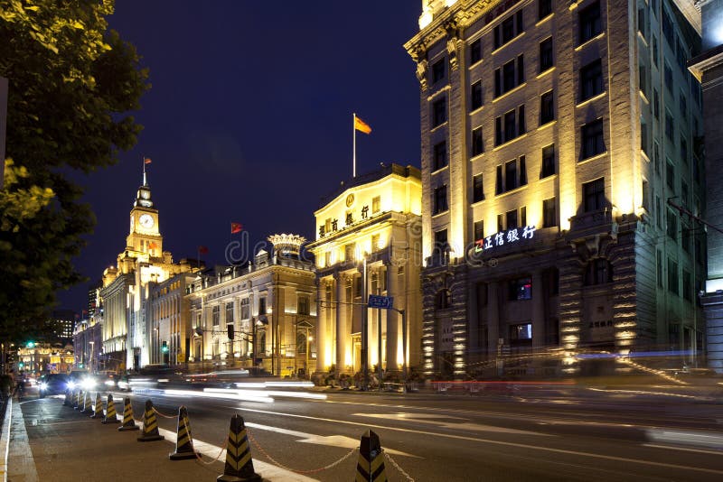 The Bund at Night in Shanghai Editorial Photo - Image of avenue, asia ...