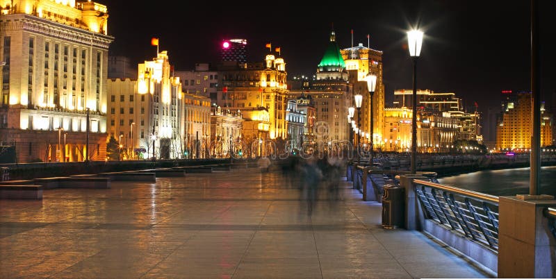 The Bund in Shanghai editorial stock photo. Image of pearl - 53455623