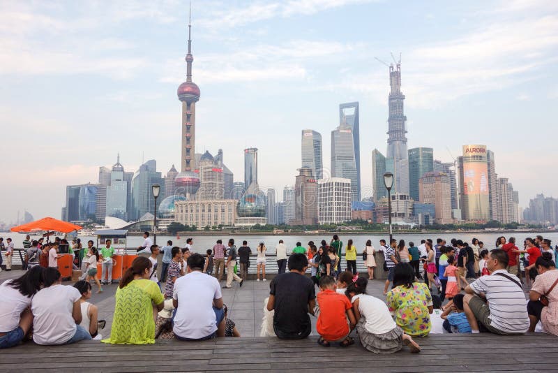 The Bund Shanghai China editorial photo. Image of shanghai - 43373976