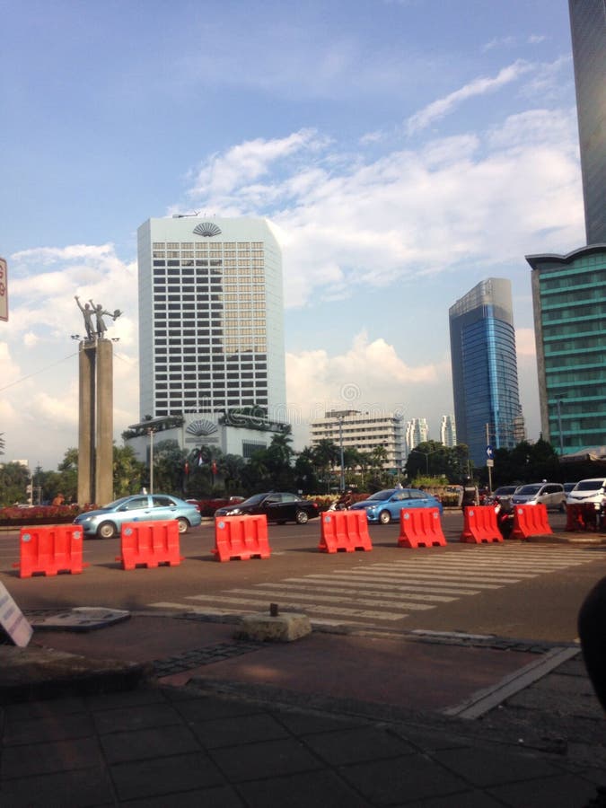 Bundaran Hi in the Rush Hours Editorial Photography - Image of road ...