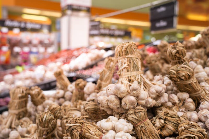 Bundle of garlic stock image. Image of ingredient, inflammatory - 135698653