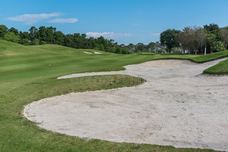 Bunker in golf field stock image. Image of play, hill - 106498471