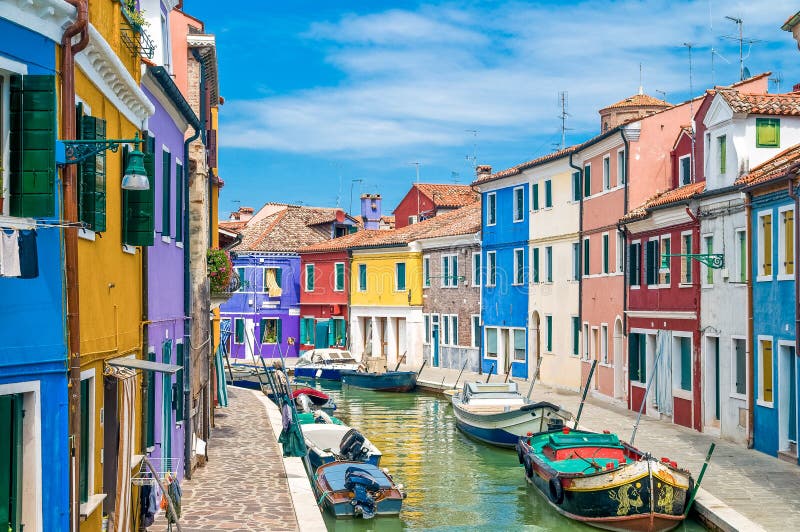 Burano Venise image stock. Image du destination, architecture - 77912615