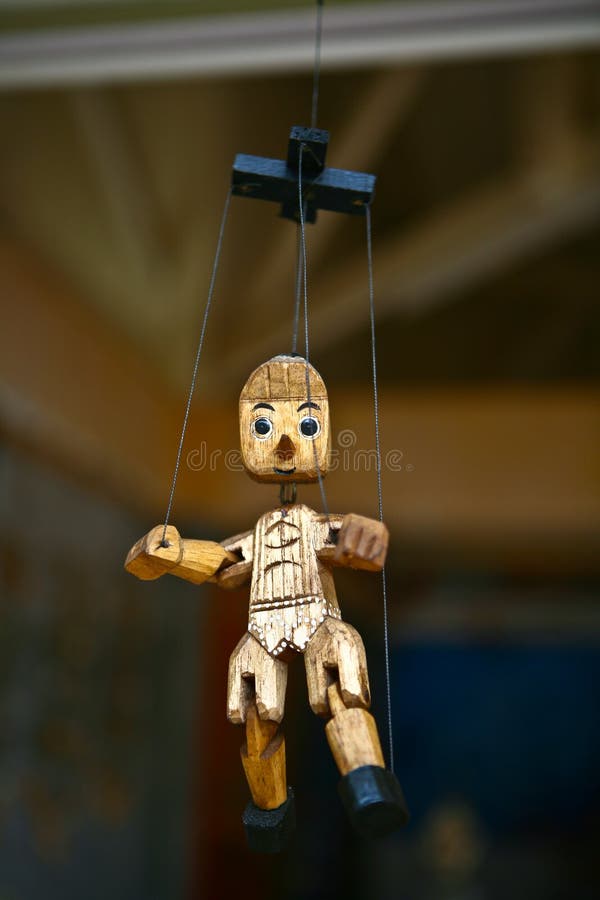 Burattino di Pinocchio immagine stock. Immagine di storia - 12843131