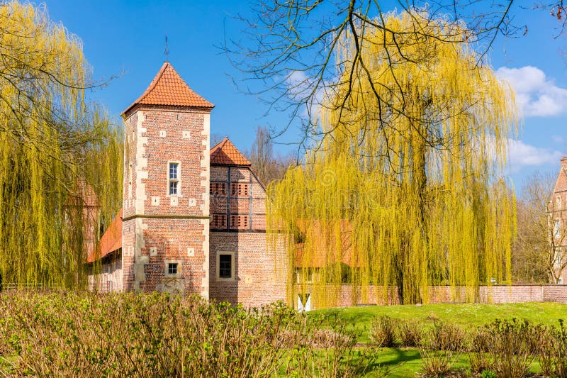 Burg Hulshoff, Munster, Castle and Park Stock Image - Image of germany ...