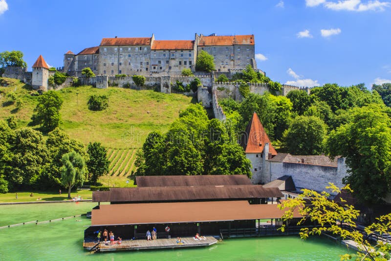Burghausen Bayern, Tyskland Arkivfoto - Bild av arkitektur, bavaria ...