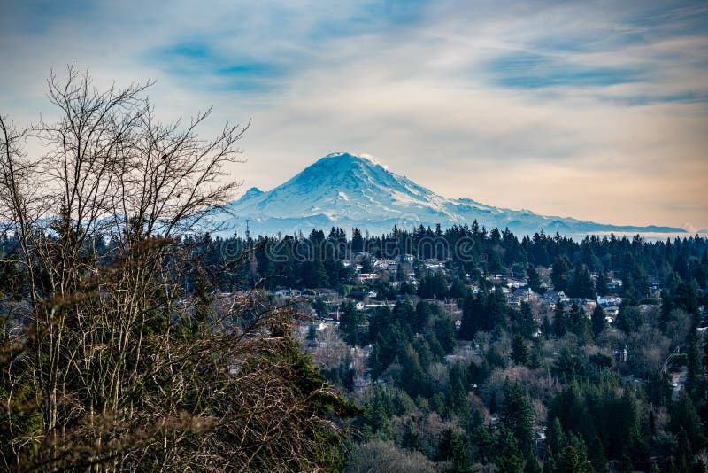 Burien Mountain and Homes stock photo. Image of state - 304264278