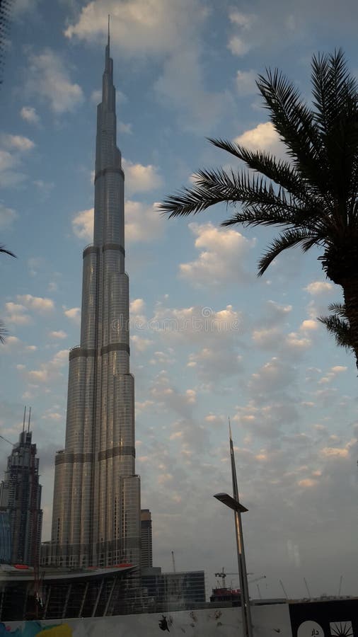 Burj kalifer editorial photo. Image of highest, world - 90126126