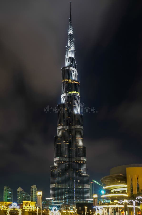 Burj khalifa by night editorial stock photo. Image of hotel - 51397478