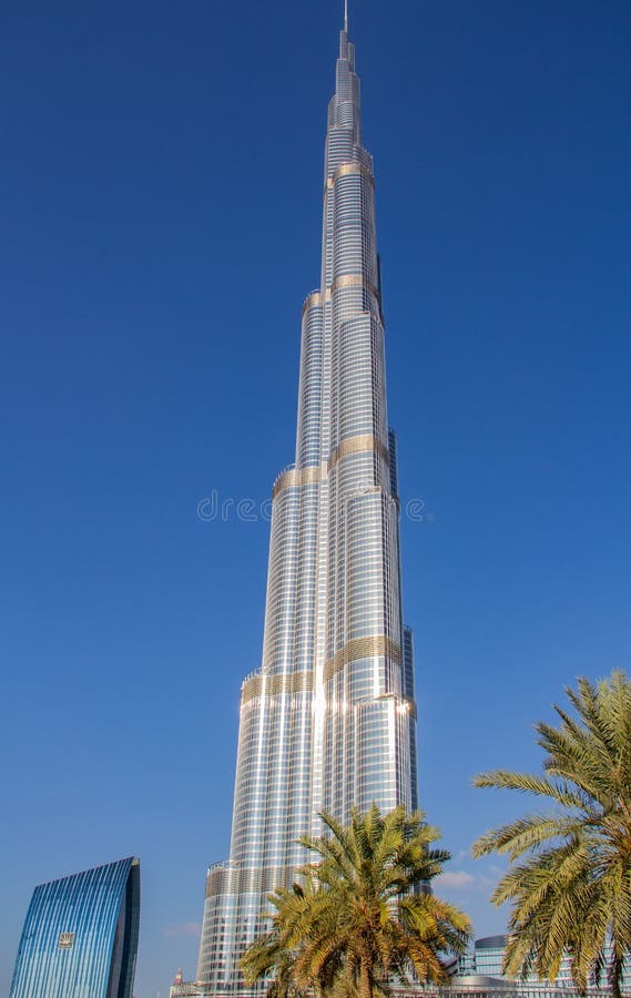 Burj Khalifa Skyscraper in the Center of Dubai Editorial Photo - Image ...
