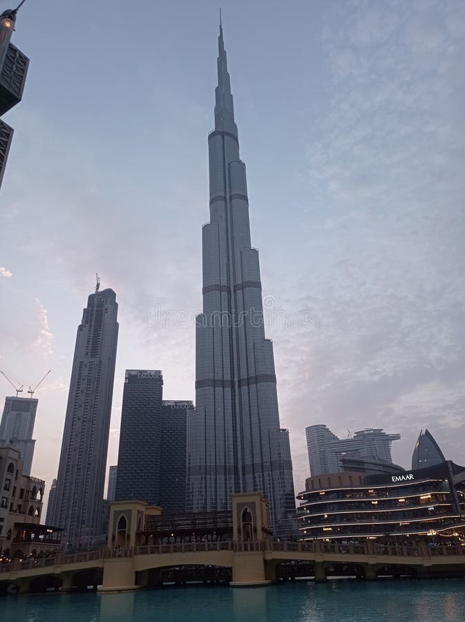 Burj Khalifa Tower Dubai Mall UAE Editorial Photo - Image of spire ...