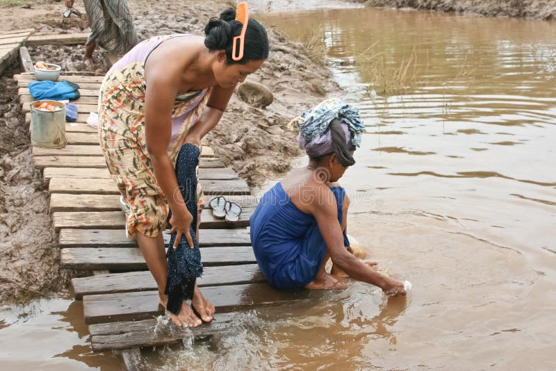 Burmese Washing Clothes editorial stock image. Image of myanmar - 19817874