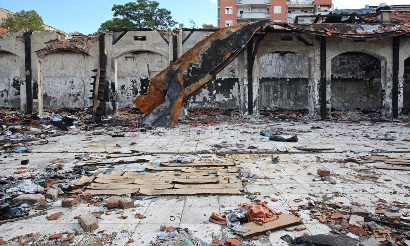 Burned Building stock image. Image of rubble, fire, wreckage - 134595807