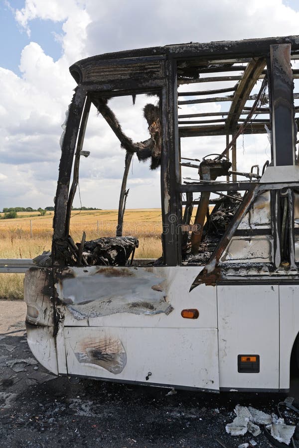 Autobus Burnt stock photo. Image of inferno, autobus - 201184874