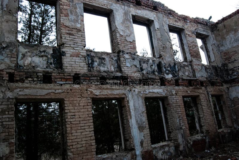 Burned Down Building, War 2017 Stock Image - Image of destruction ...