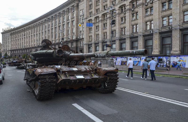 Burned and Exploded Tank ?-72B Destroyed As a Result Artillery Strike ...