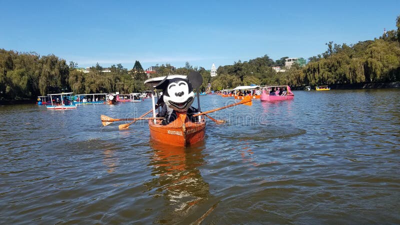 Burnham Park editorial photo. Image of lake, view, candy - 144693431