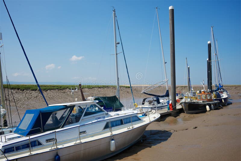 Burnham-on-Sea, Somerset, UK Editorial Photo - Image of burnham, coast ...