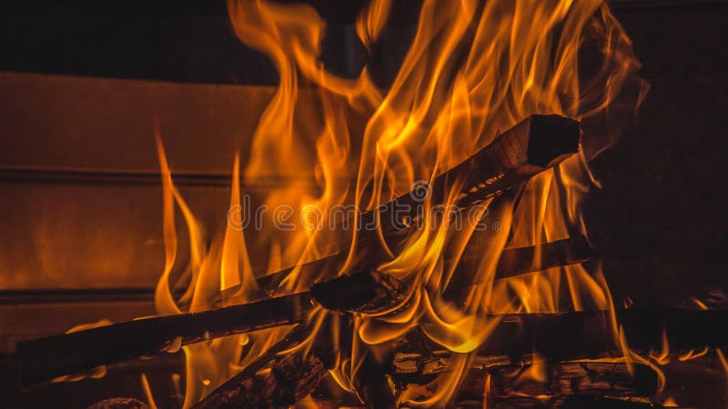 Burning fire wood stock image. Image of background, flames - 87611327