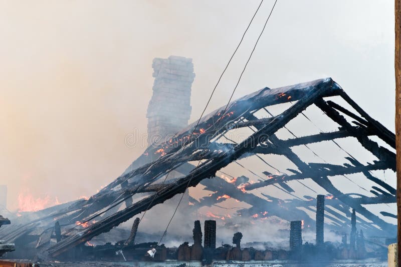 Burning house stock photo. Image of disaster, wood, exploding - 9472906