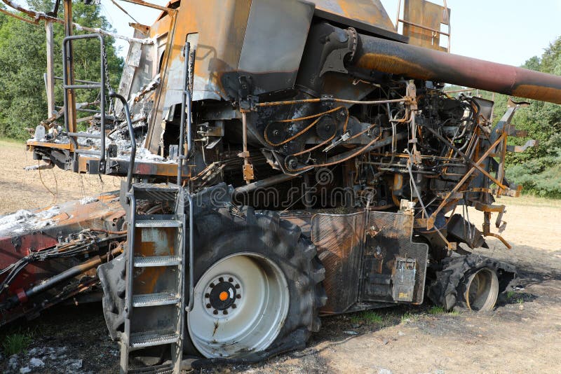 Burnt tractor stock photo. Image of rust, burned, hood - 32868182
