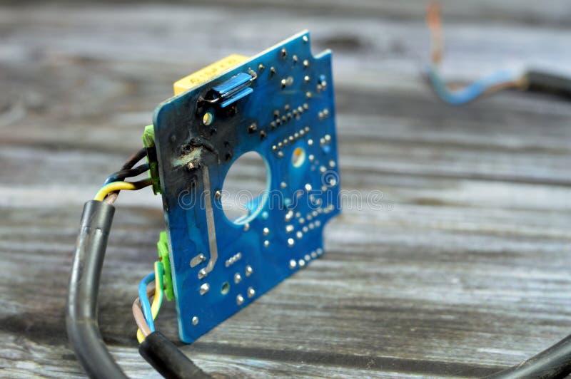 Burnt Water Pump Automatic Pressure Control Electronic Switch Circuit ...