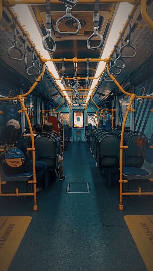 BUS BUSWAY penumpang editorial image. Image of factory - 261606370